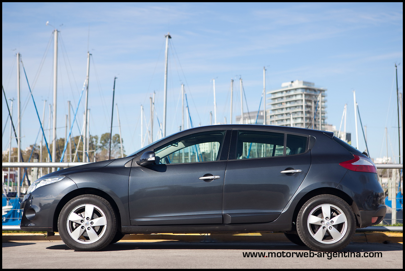 Prueba: Renault Megane 2.0 Privilege - Motorweb Argentina